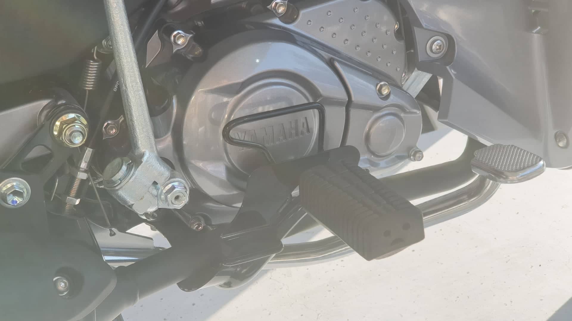 Yamaha Jupiter Finn Phanh cả hai bánh như thế nào? - YOUDRIVE.VN